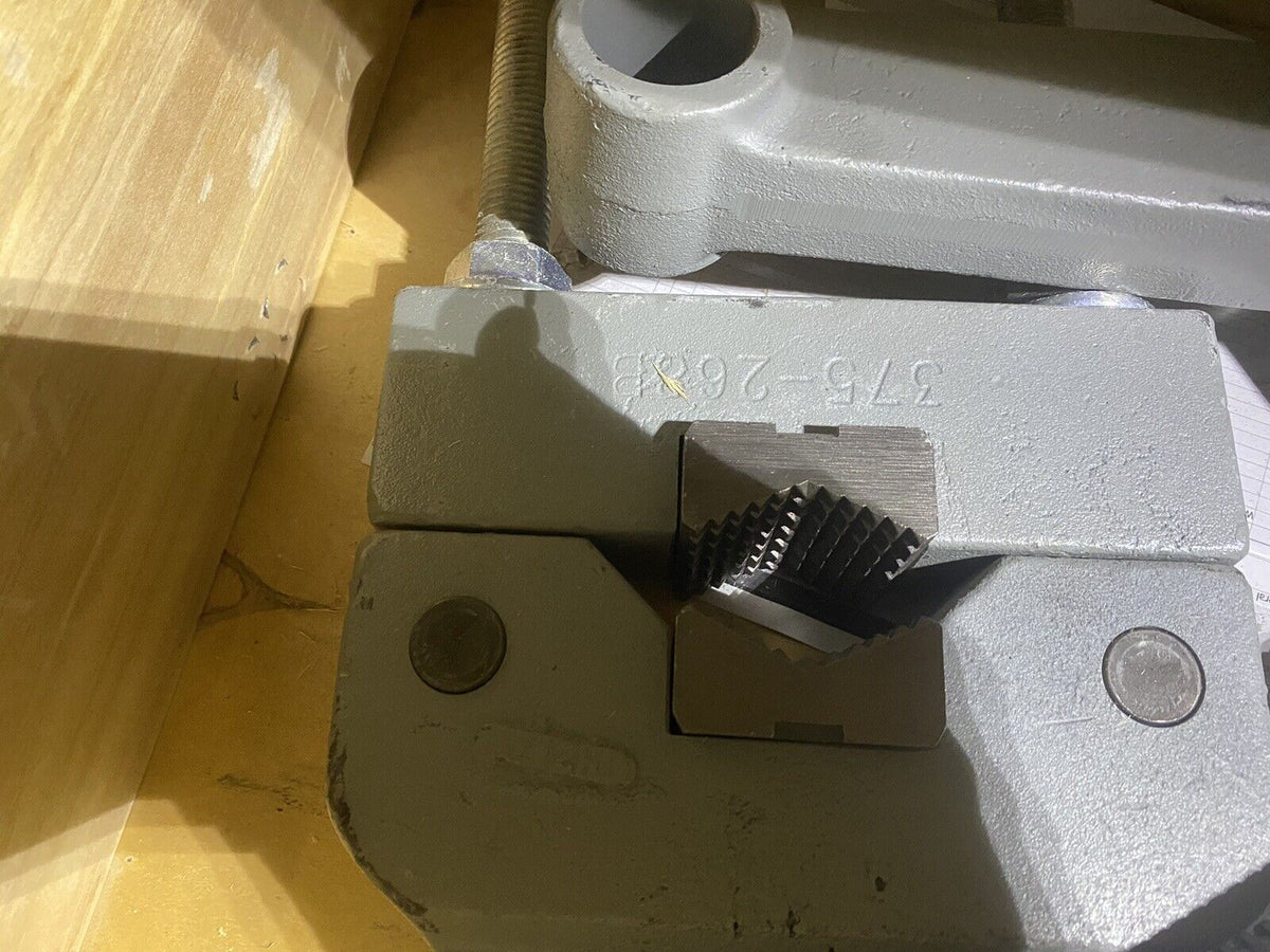 BRAND NEW 375-268B BREAKOUT WRENCH DITCH WITCH | Mega Mart Warehouse