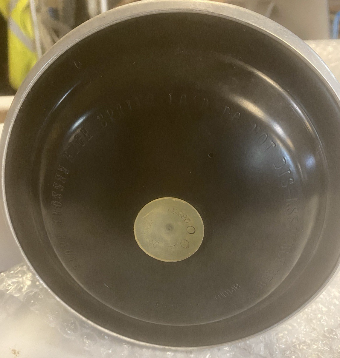 BRAND NEW Bendix AIR Dryer Cartridge 910148 | Mega Mart Warehouse