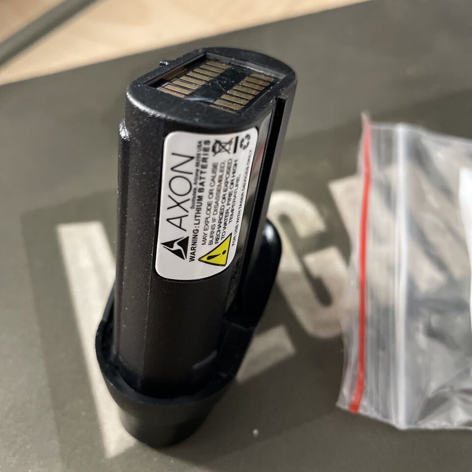 NEW AXON TASER REPLACEMENT BATTERY 22012 X26 *FREE SHIPPING | Mega ...