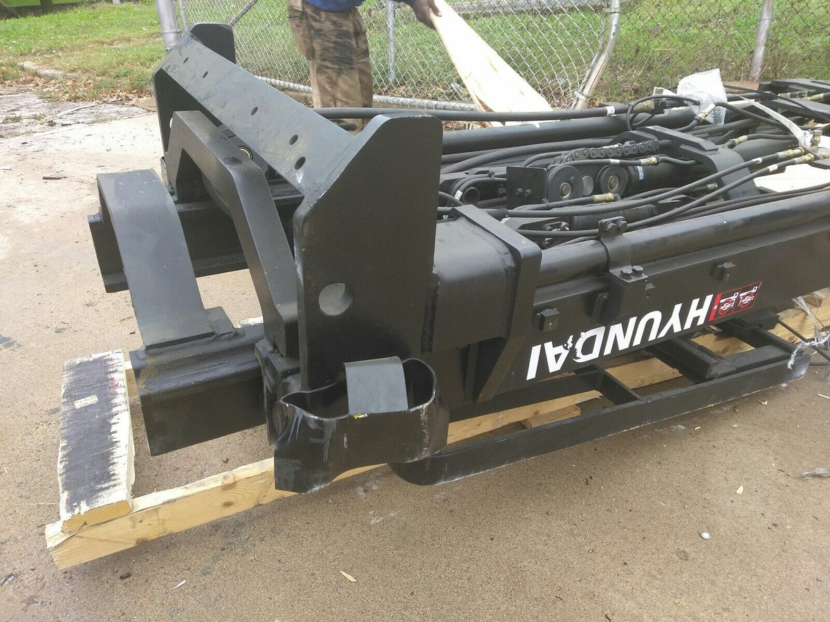 NEW GENUINE OEM HYUNDAI HYDRAULIC MAST UNIT | Mega Mart Warehouse