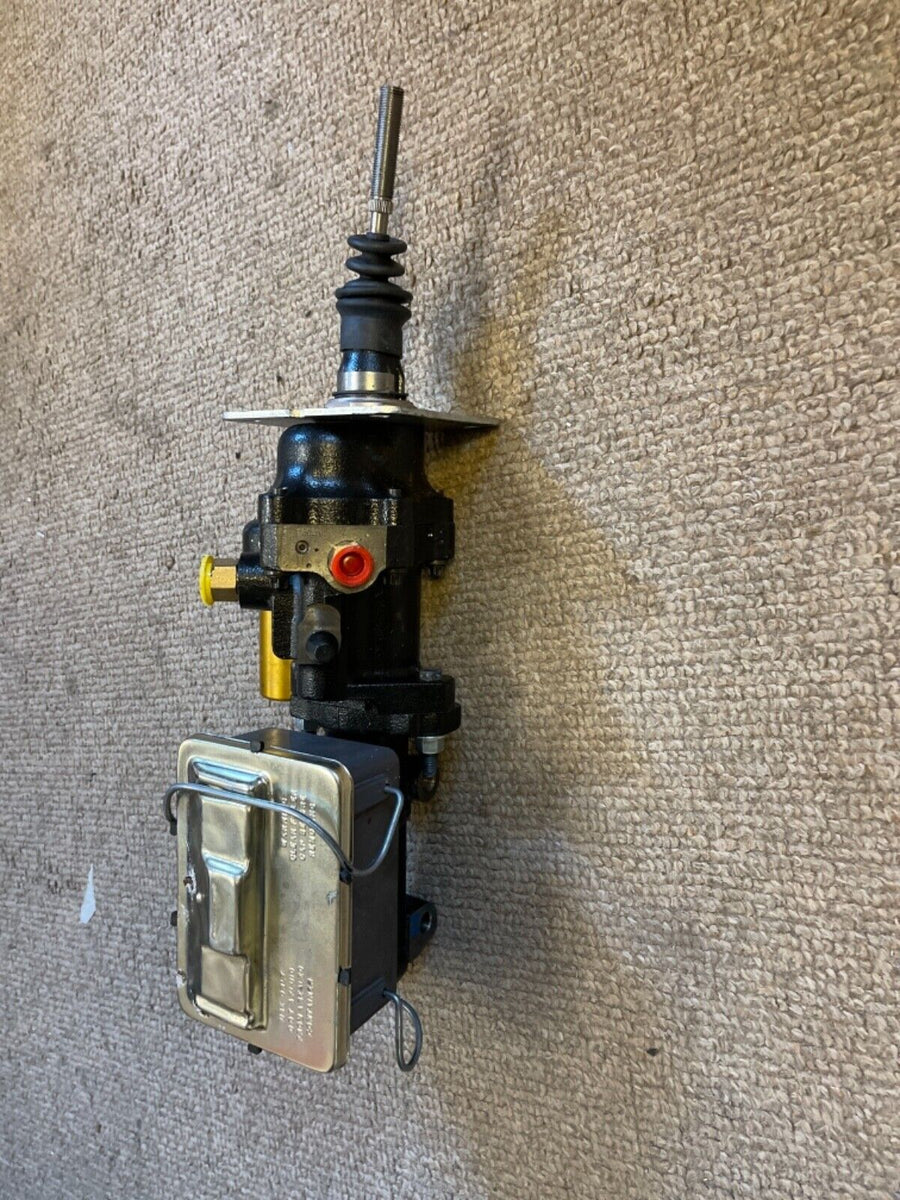 NEW GENUINE BOSCH OEM Hydro-Boost Brake Booster and Master Cylinder...