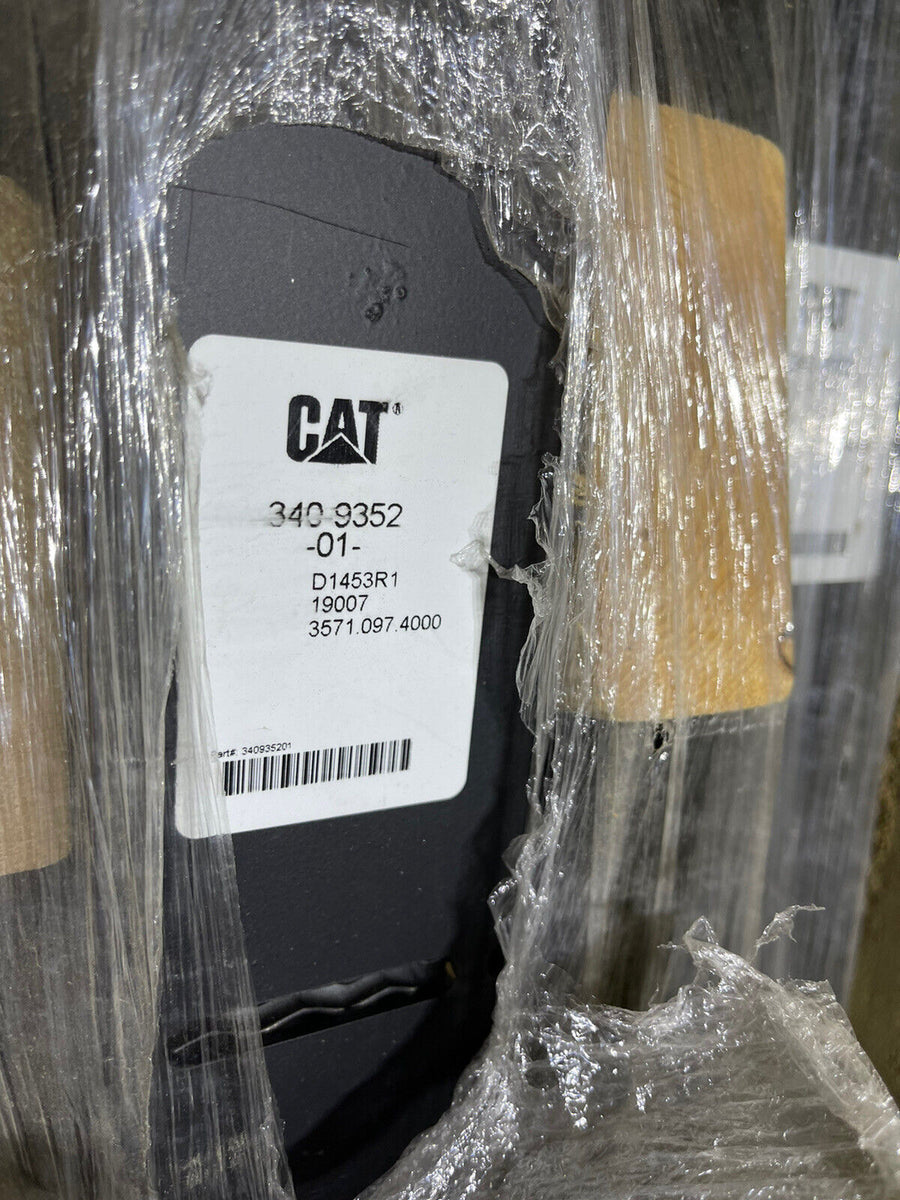 Nuevo Original OEM CAT CATERPILLAR Radiador | Mega Mart Warehouse