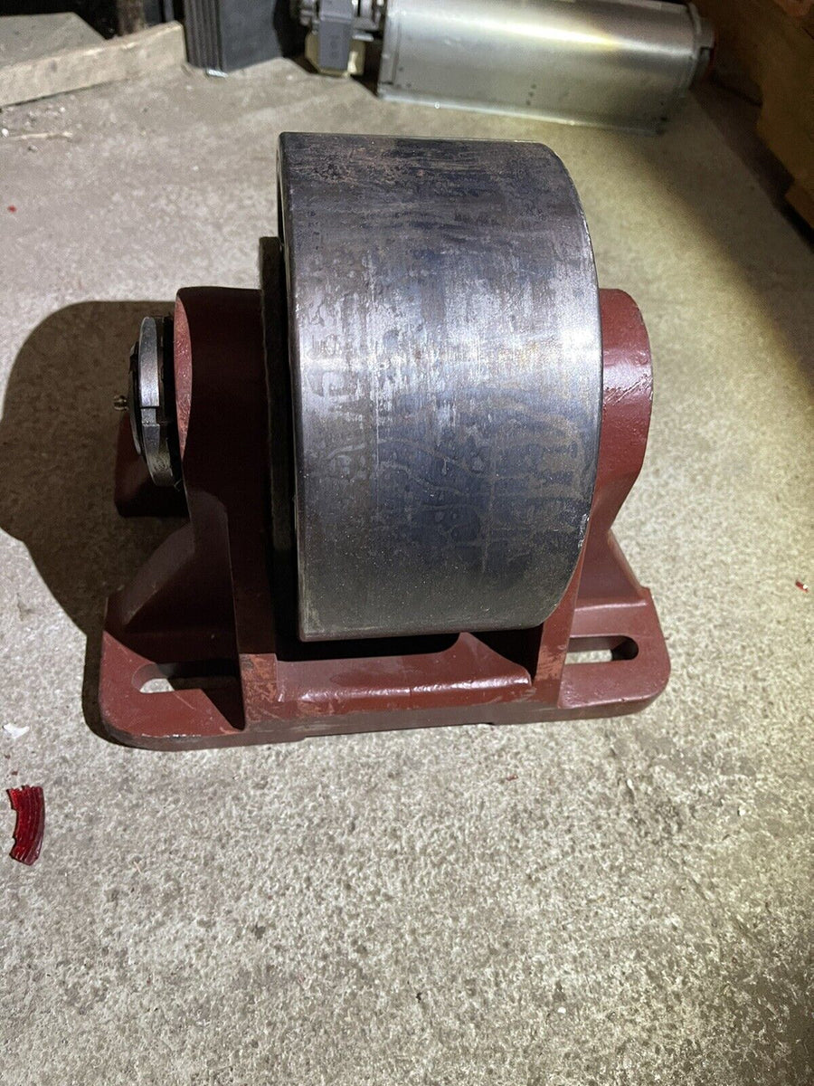 NEW Spherical Roller Bearing Housing | Mega Mart Warehouse