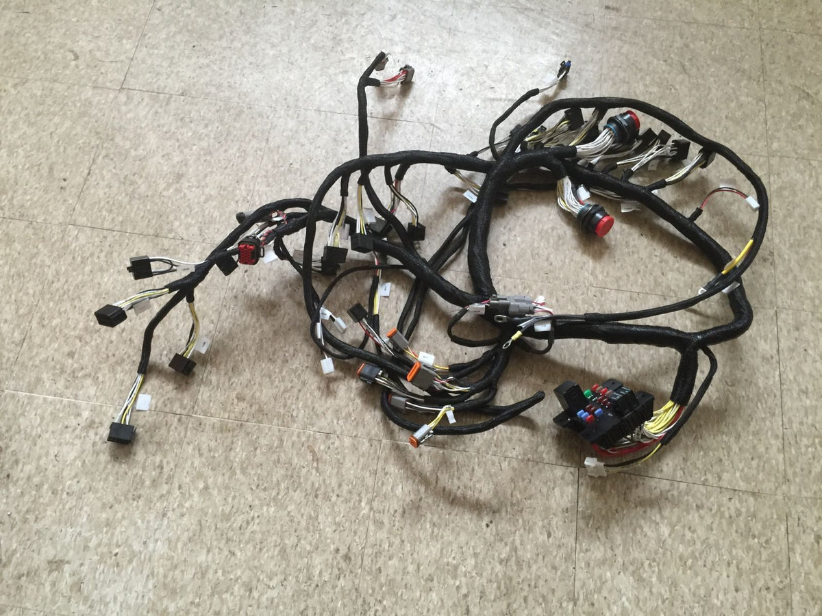 JLG Arnés, Cabina: 1001140633 Original OEM | Mega Mart Warehouse