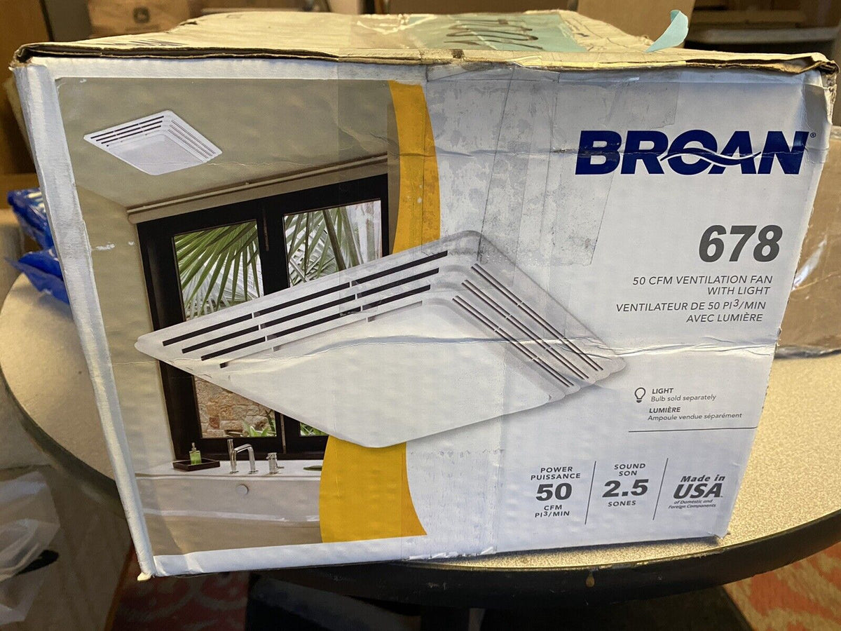 BRAND NEW BROAN NuTone 678 Ventilation Fan and Light Combo for Bath...