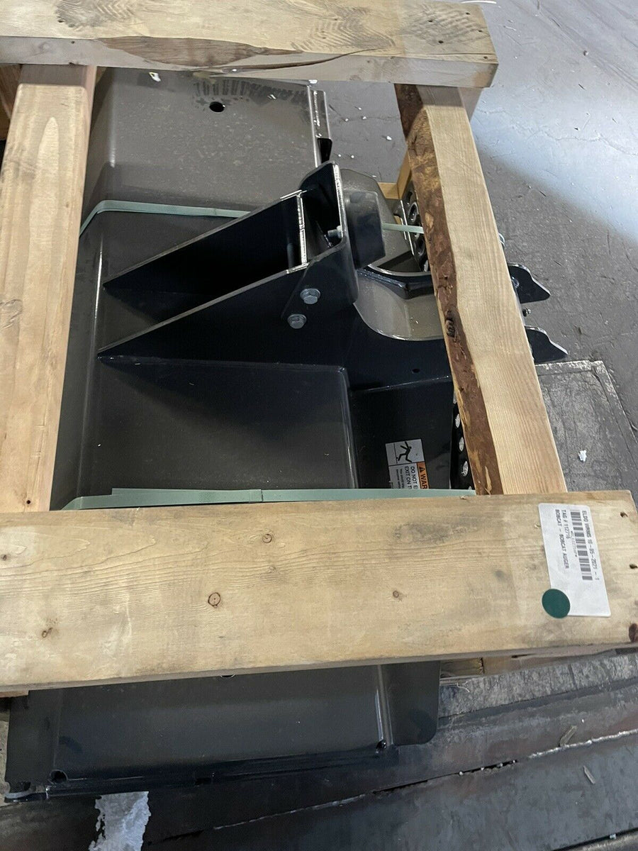 NEW GENUINE Bobcat 6812980 Mounting Frame, Auger Adapting Plate *FR...