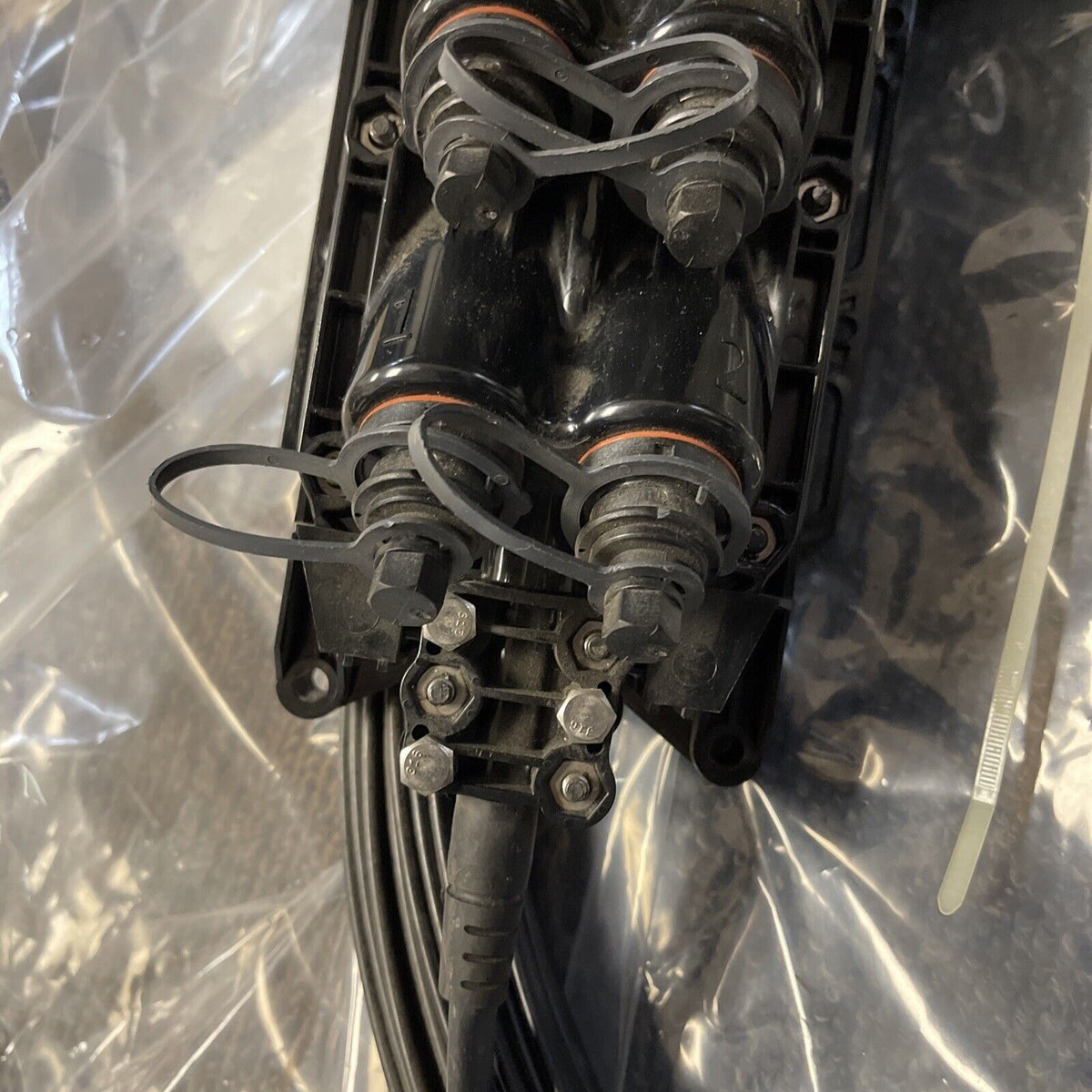 MST, Fiber Optic Multiport Service Terminal, 4-port, Long 2xn Port,...