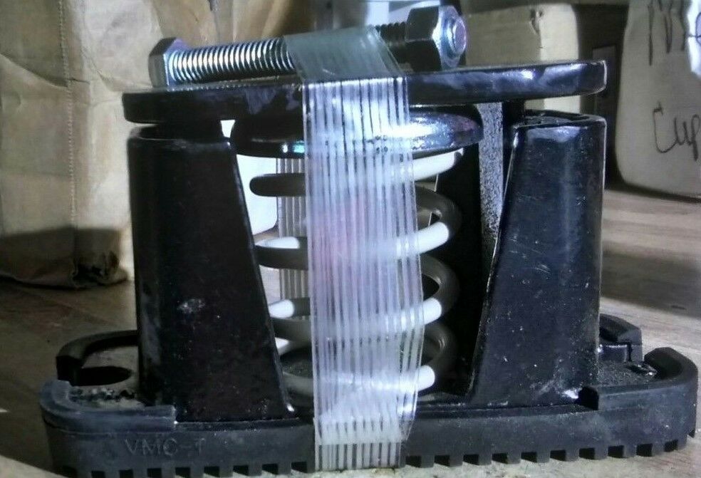 HOUSED CAST IRON SPRING FLEX ISOLATOR SNUBBED WITH EXTERNAL ADJUSTM...