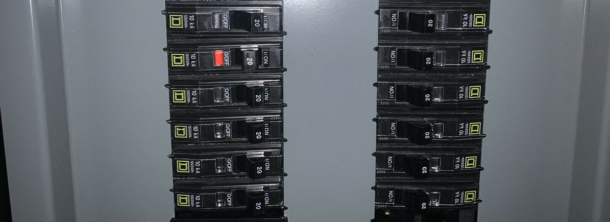 NEW Square D 22031 Custom 16 Breaker Circuit Panel | Mega Mart Ware...