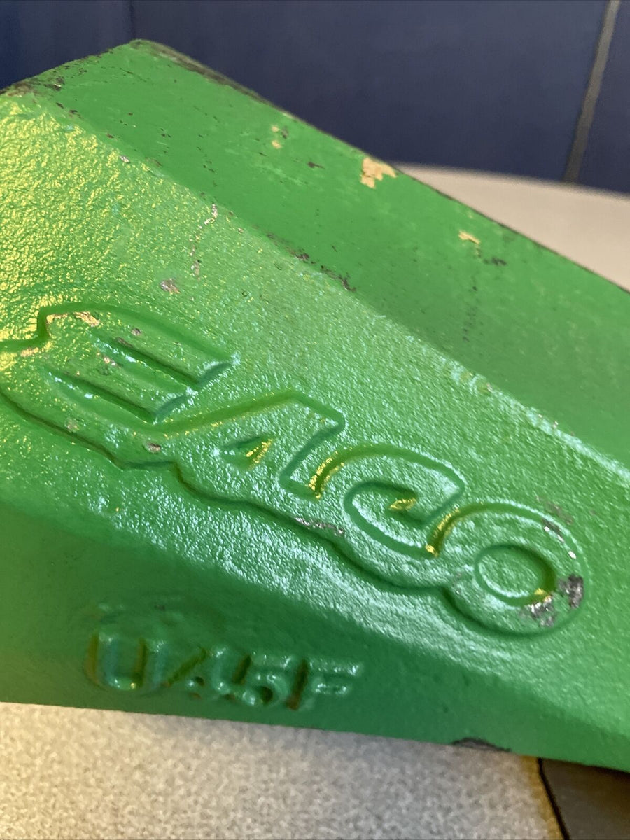 NEW U45F - ESCO 4181001 ULTRALOK FLARED POINT | Mega Mart Warehouse