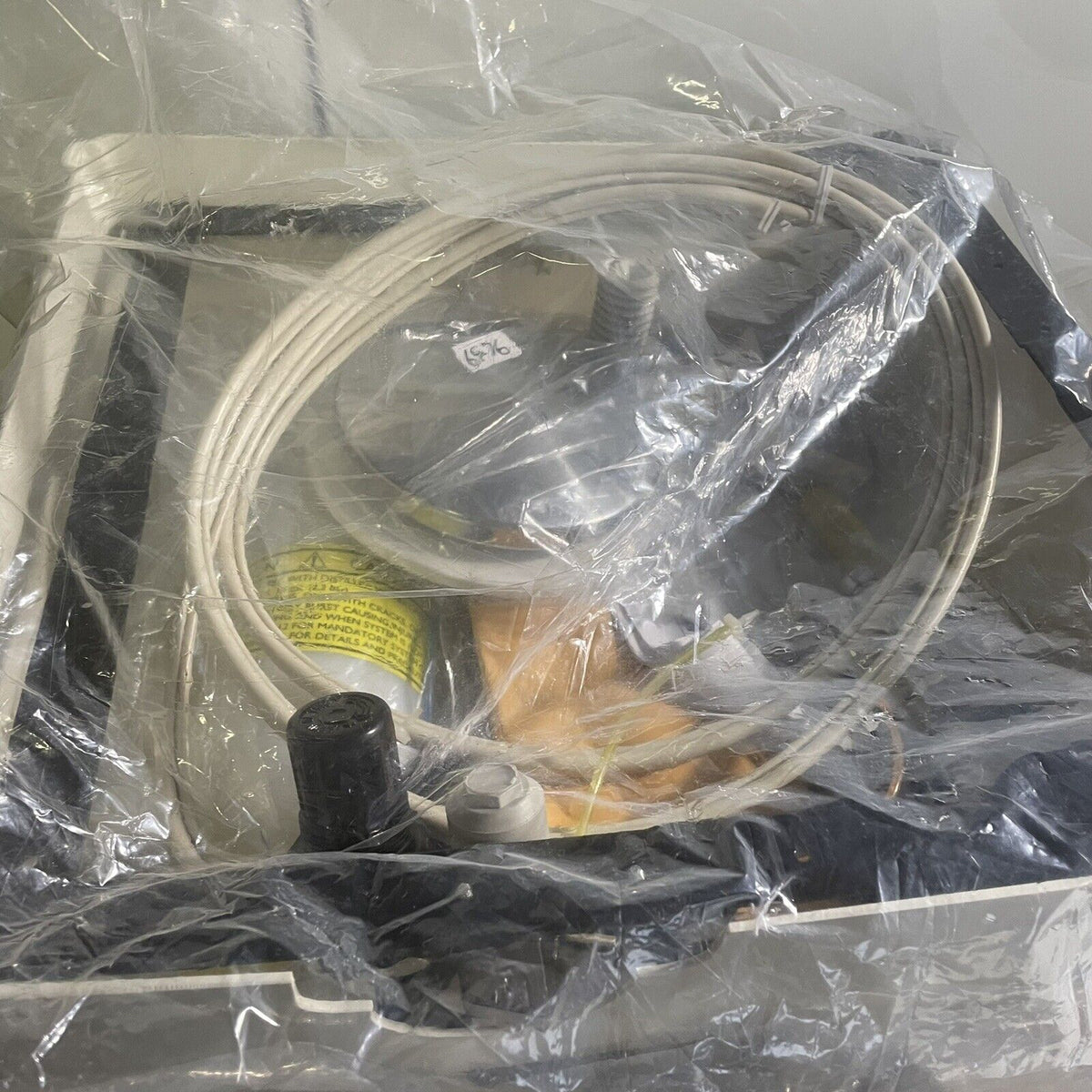 NEW Proma Dental System w/ Dental Operating Light (PLEASE SEE PHOTO...