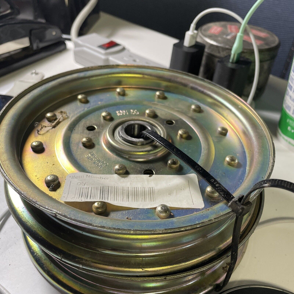 (2) NEW BCFI-108 IDLER PULLEY | Mega Mart Warehouse