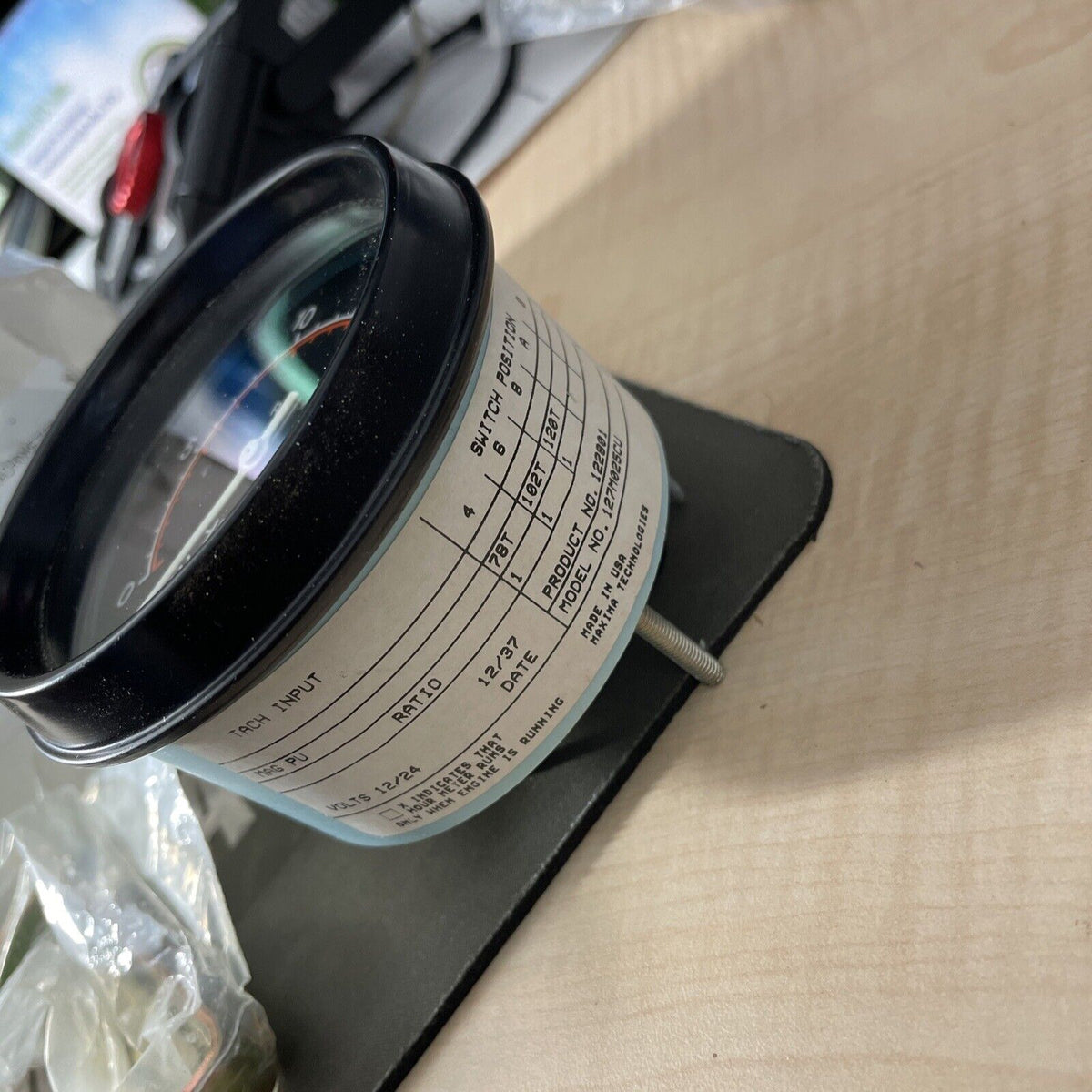 NEW 122801 MAXIMA TECHNOLOGIES GAUGE TACHOMETER | Mega Mart Warehouse