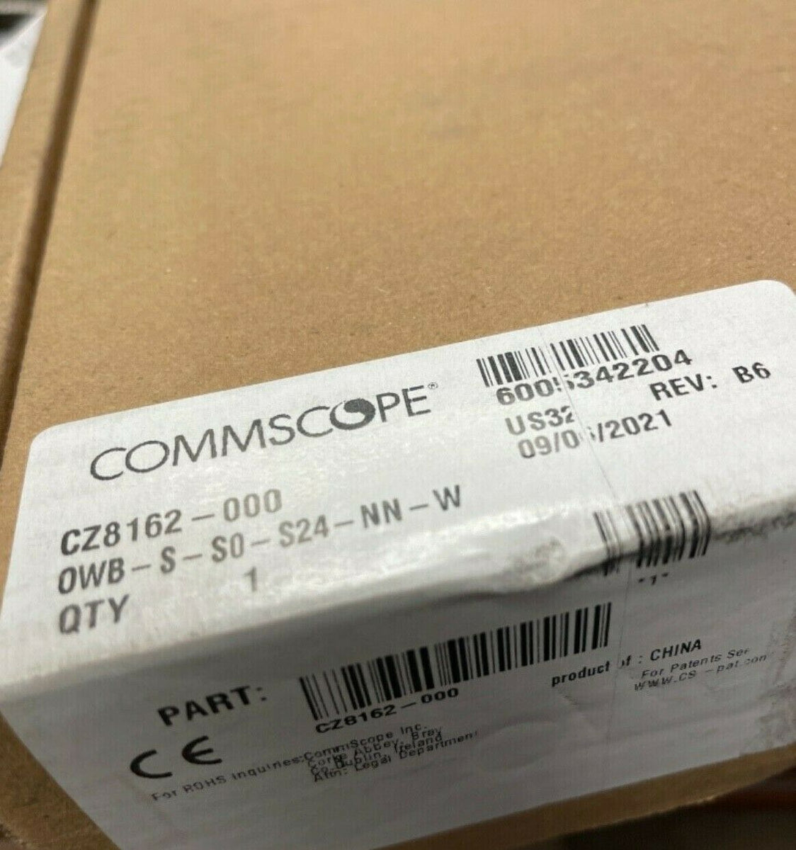 NEW Commscope Fiber Optic Wall Mount Box CZ8162-000, OWB-S-S0-S24-N...