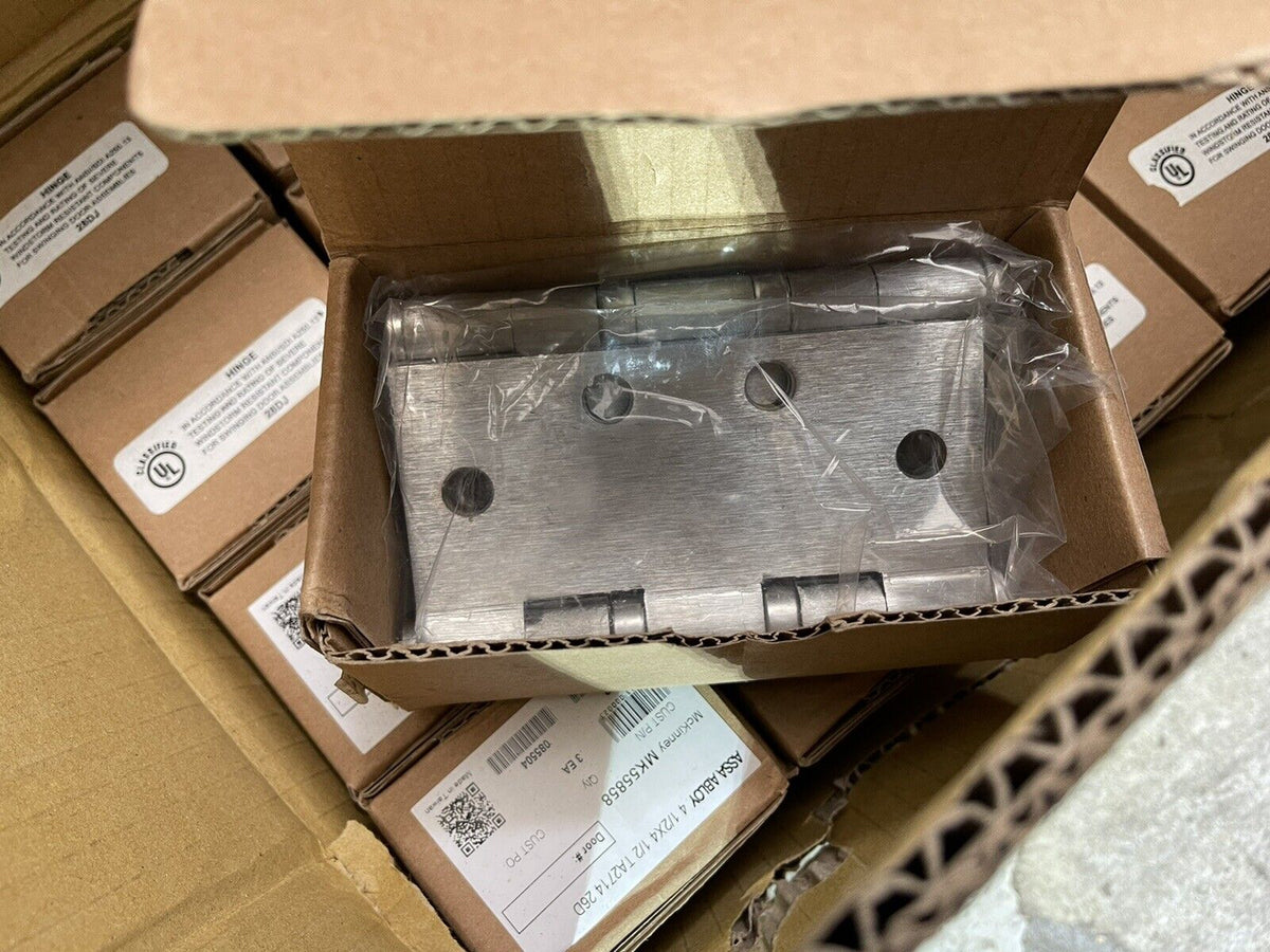 ASSA ABLOY 4 1/2X4 1/2 TA2714 26D, MK55858 (CASE OF 16 BOXES OF 3 P...