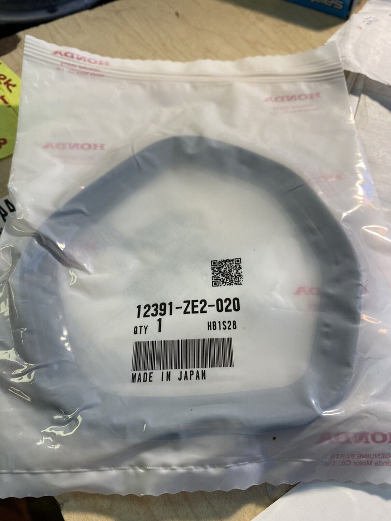 BRAND NEW Genuine Honda 12391-ZE2-020 Valve Cover Gasket OEM | Mega...